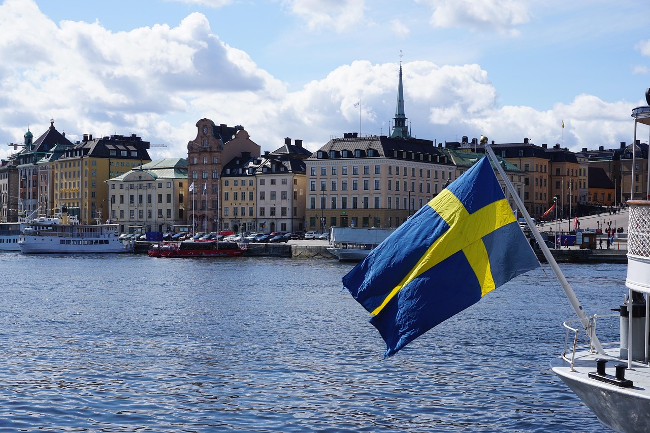 Traditional Swedish Customs and Cultural Etiquette for Visitors